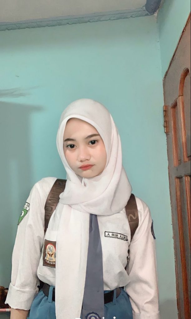 Kumpulan Foto Cewek2 Cantik SD, SMP dan SMA Kekinian Terbaik